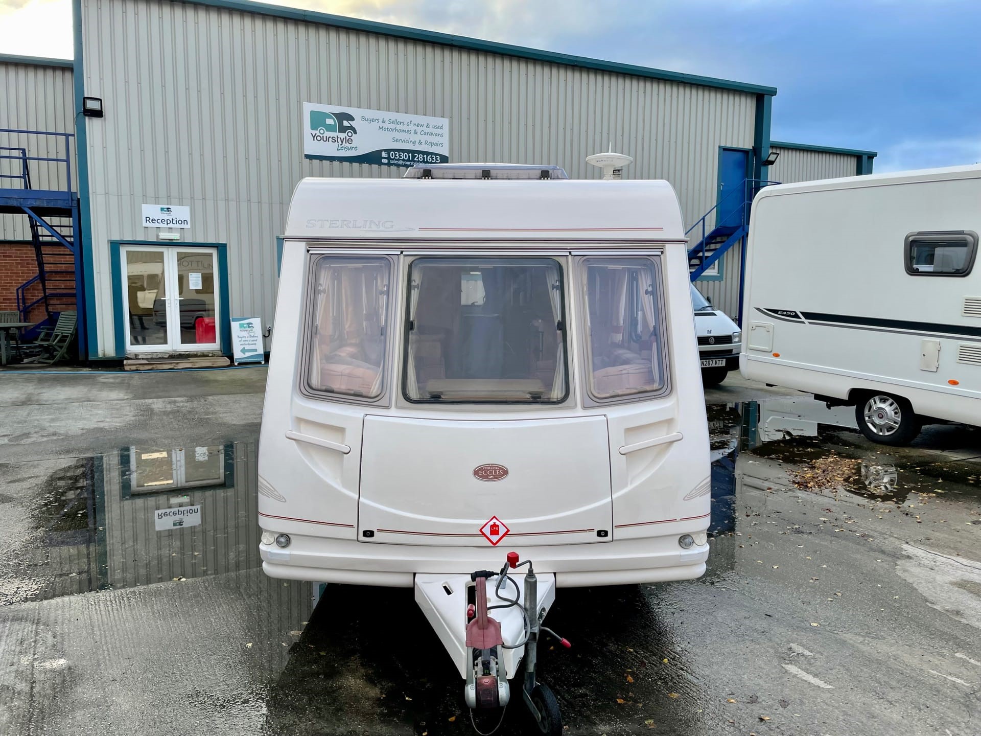 Used Sterling Eccles Moonstone 4 Berth Caravan for sale in Northwich ...
