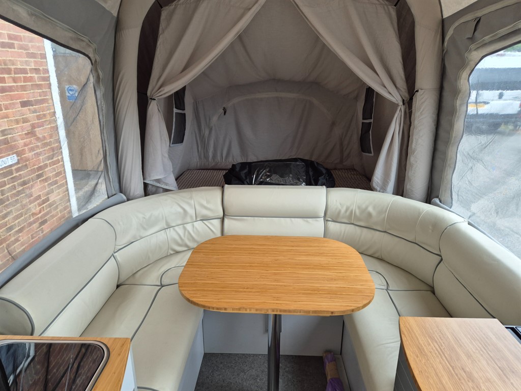 Used Opus Air for sale in Hedgerley, Buckinghamshire | Speeds