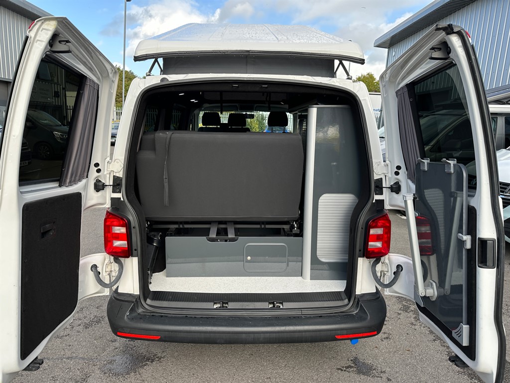 2019 Volkswagen Transporter White