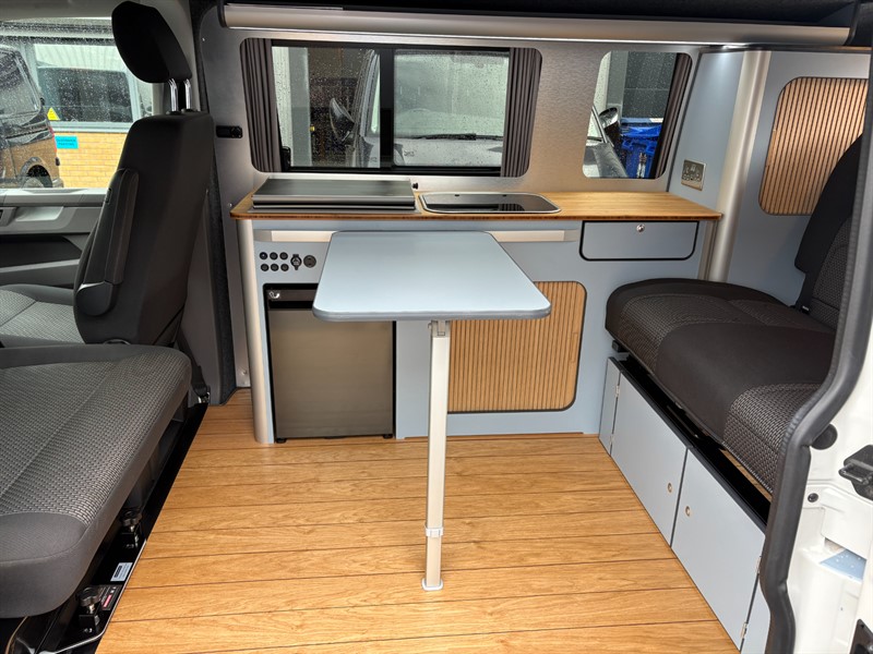Used Volkswagen Transporter 2.0 TDI T28 Highline Panel Van 5dr Diesel ...