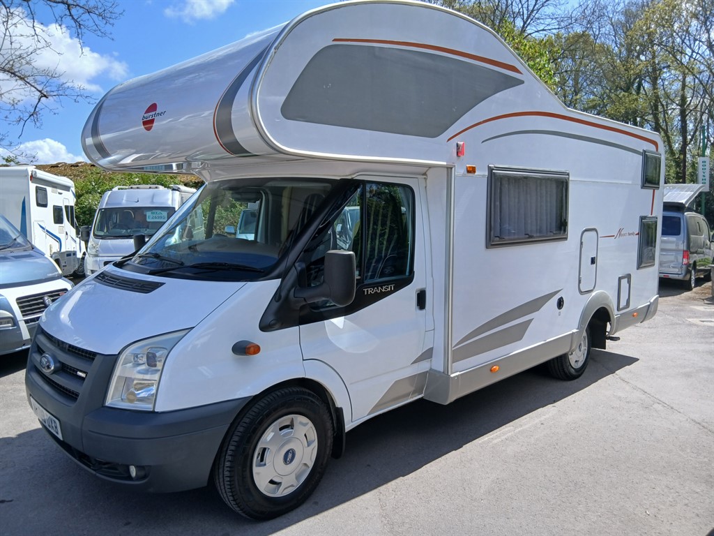 2009 Burstner Nexxo White