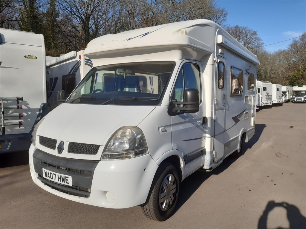 2007 Lunar Telstar White