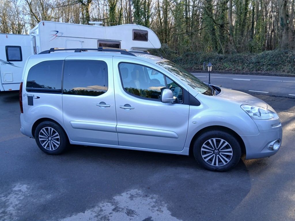 Used Peugeot Partner Horizon Day-Van Camper for sale in Wickham ...