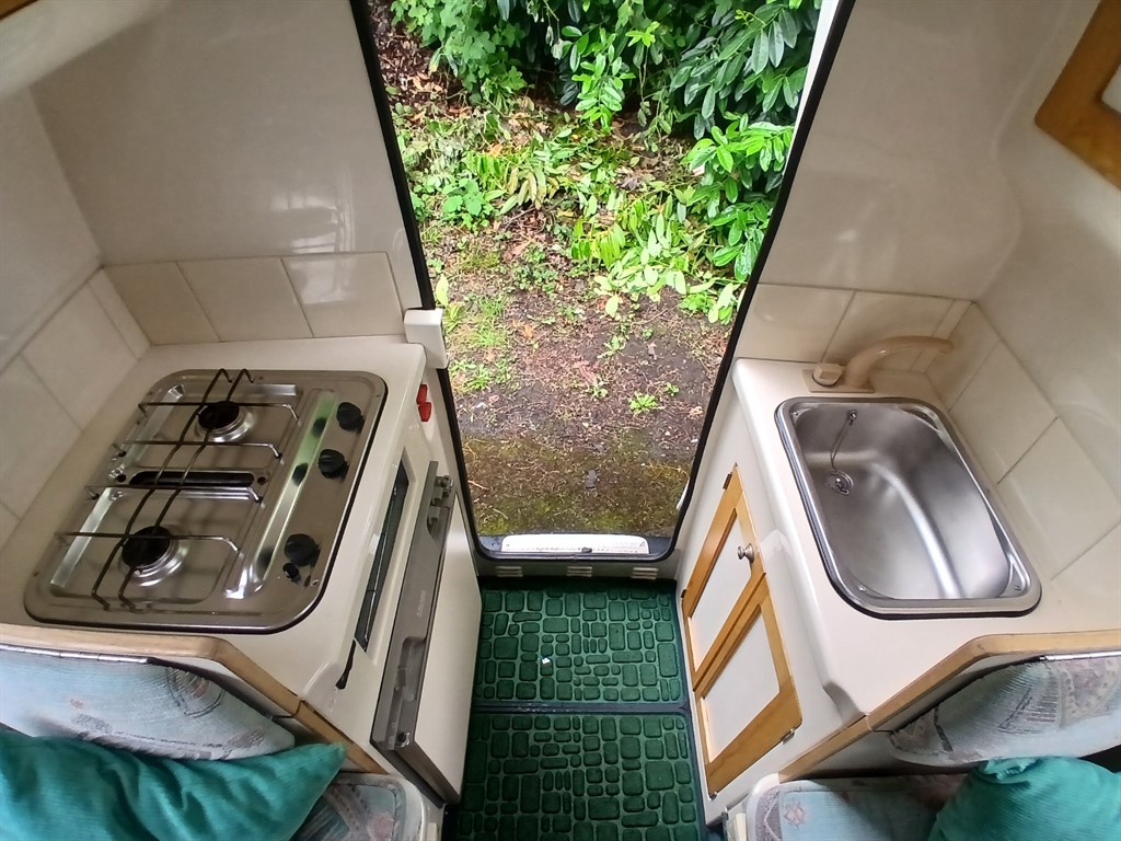 1999 Romahome Duo White