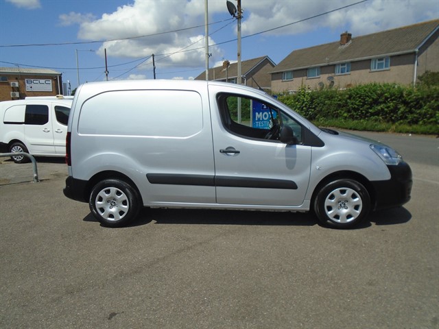 Cefn Cribwr Garage | Quality Used Cars, Vans and Vehicle Servicing ...