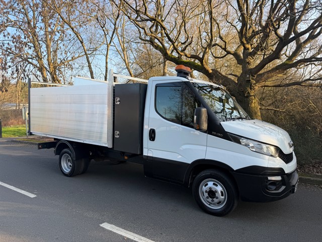 Used Vans and Commercials for sale in Derby, Derbyshire | David Ray ...