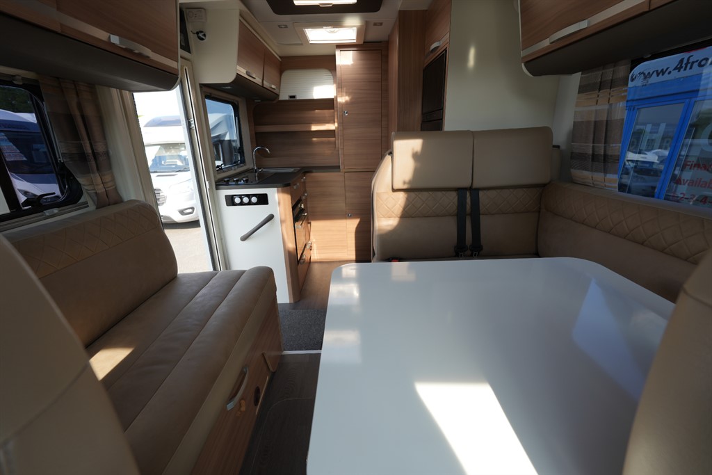 2018 Adria Matrix Axess White