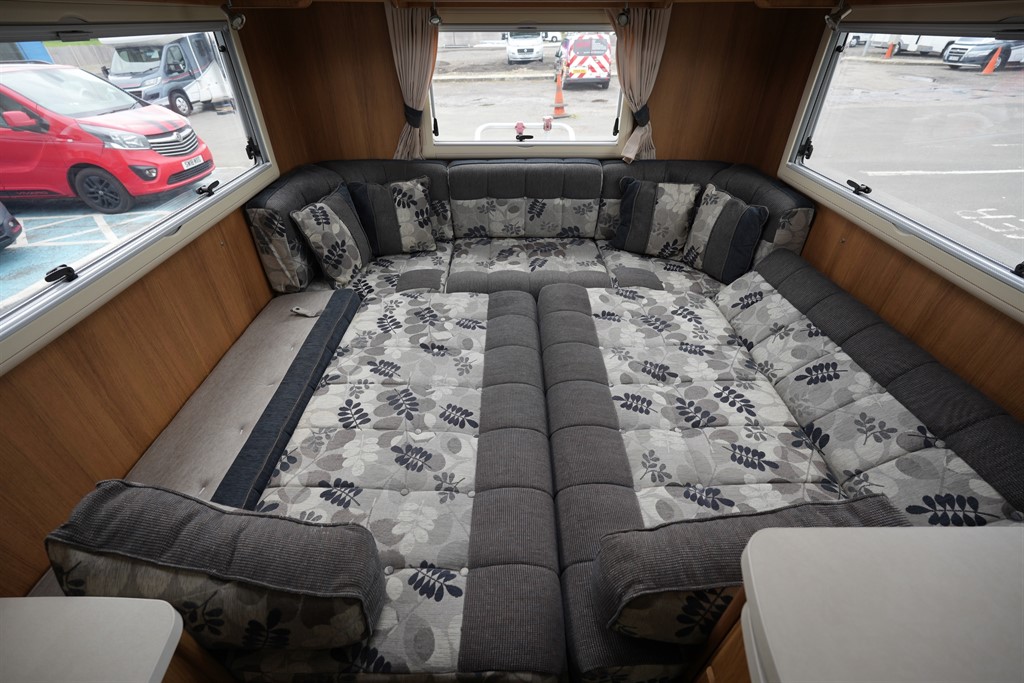2012 Auto Sleeper Berkshire White