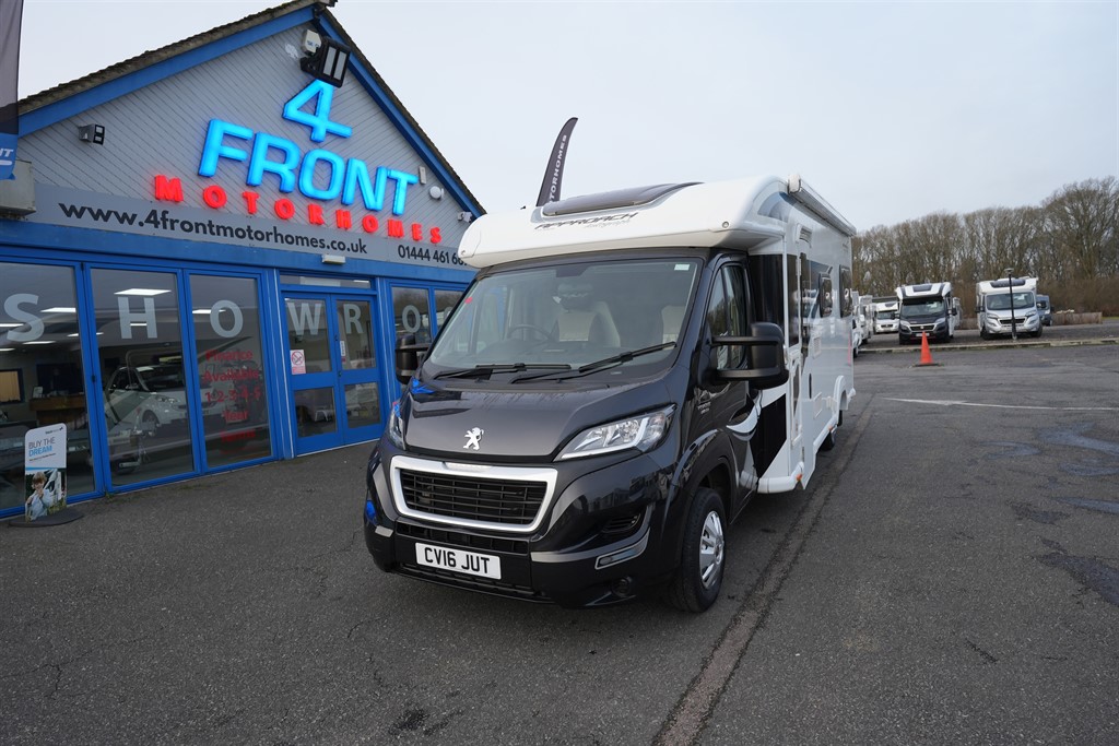 2016 Bailey Approach Autograph Black