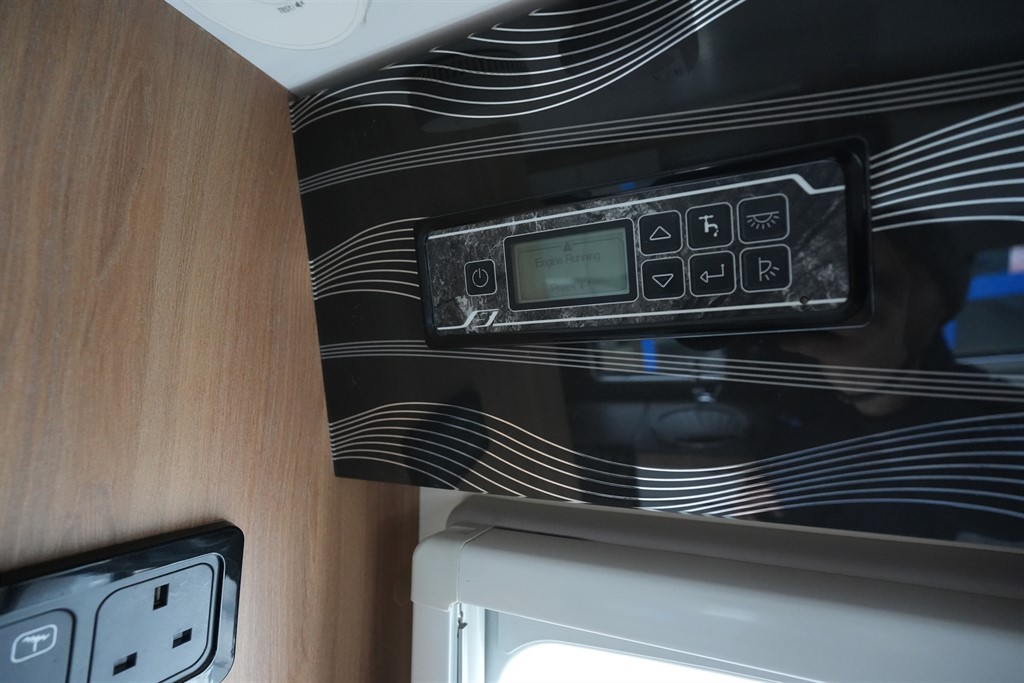 2021 Bailey Autograph Grey