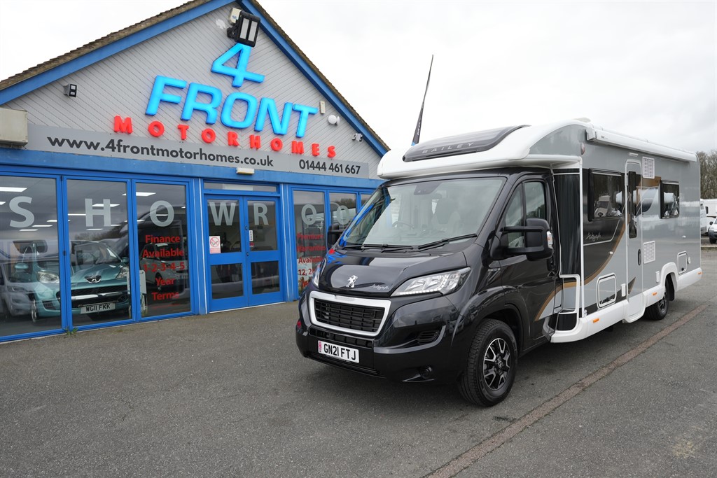 2021 Bailey Autograph Grey