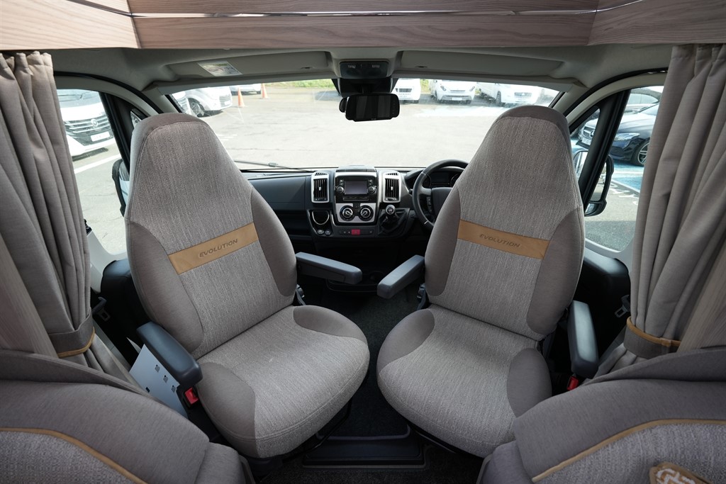 2022 Elddis Evolution Black