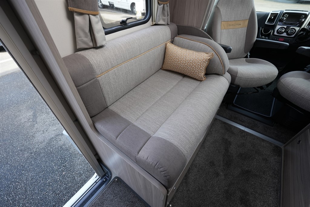 2022 Elddis Evolution Black