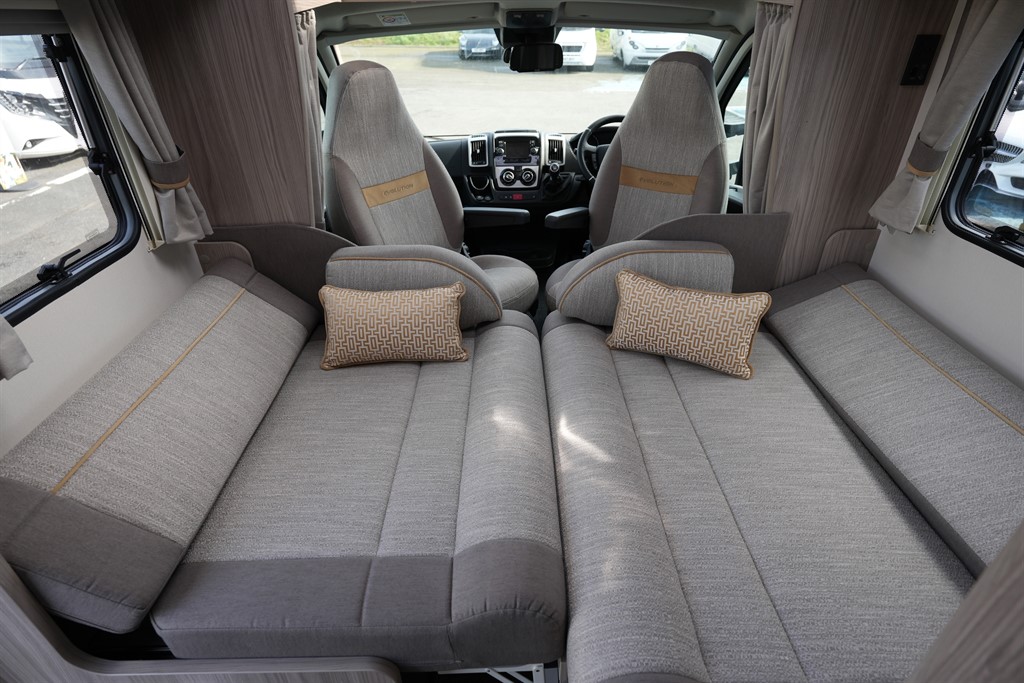 2022 Elddis Evolution Black