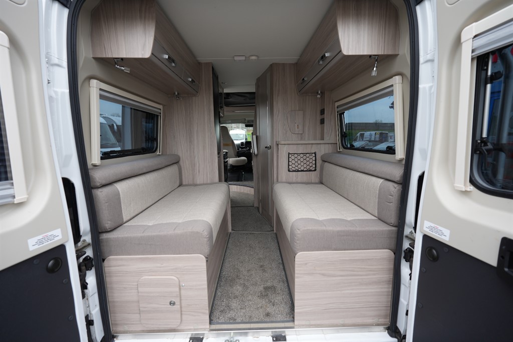 2022 Elddis Evolution White