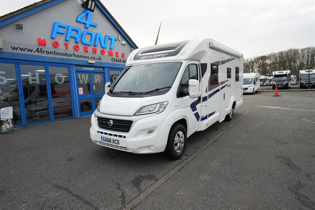 2018 Swift Escape White