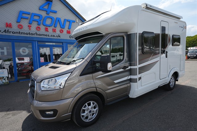 Used Autotrail F-Line F62 for sale in Haywards Heath, West Sussex | 4 Front Motorhomes