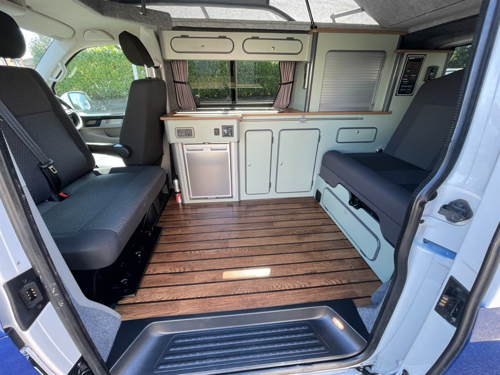 Used Volkswagen Transporter T28 TDI P/V HIGHLINE BMT for sale in ...