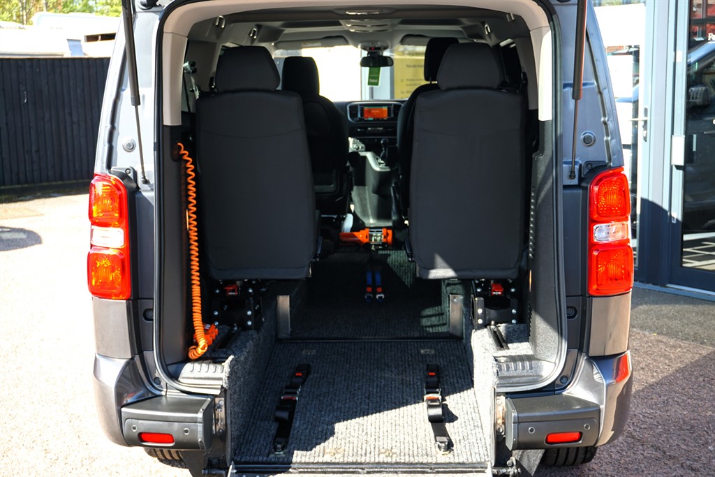 Used Citroen Spacetourer for sale in Leicester, Leicestershire |BLUEHDI ...