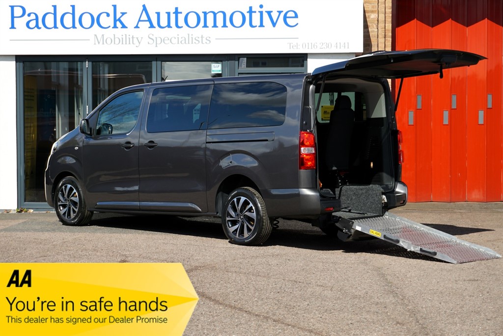 Used Citroen Spacetourer for sale in Leicester, Leicestershire |BLUEHDI ...