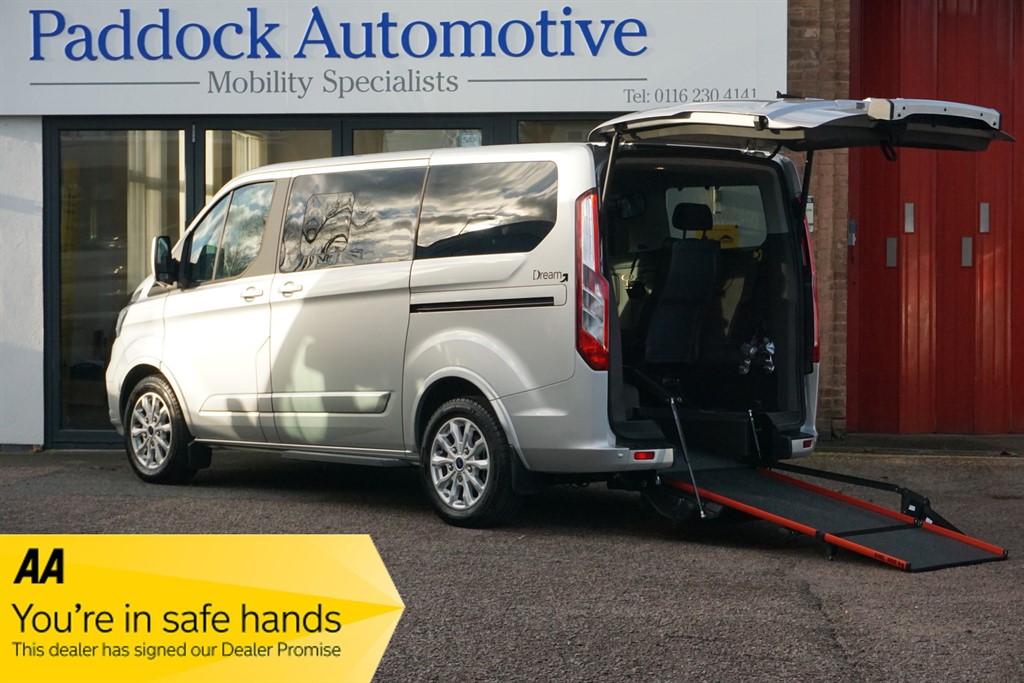 Used Ford Tourneo Custom for sale in Leicester, Leicestershire |320 ...