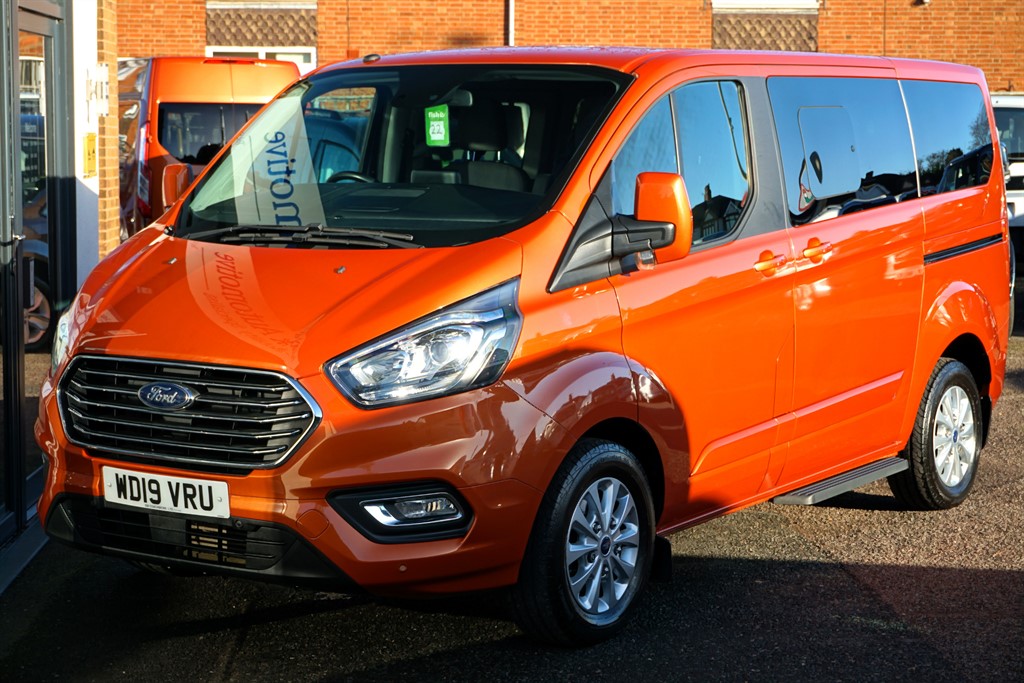 Used Ford Tourneo Custom for sale in Leicester, Leicestershire |320 ...