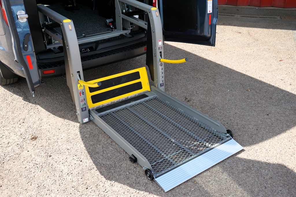 Used Ford Transit for sale in Leicester, Leicestershire |Custom 320 ...