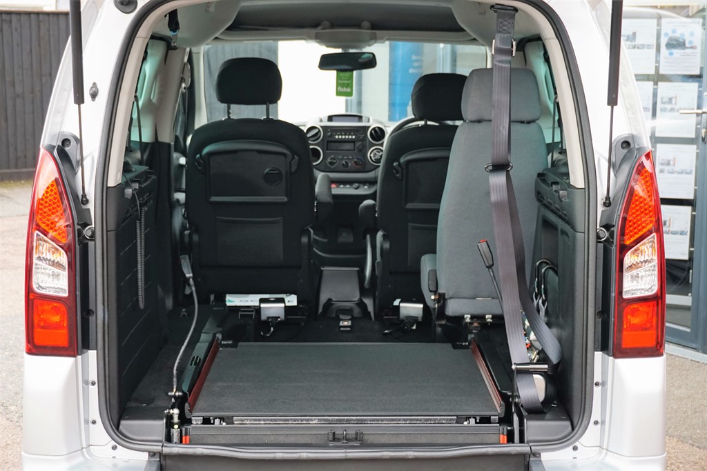 Used Peugeot Partner for sale in Leicester, Leicestershire |Euro 6 ...