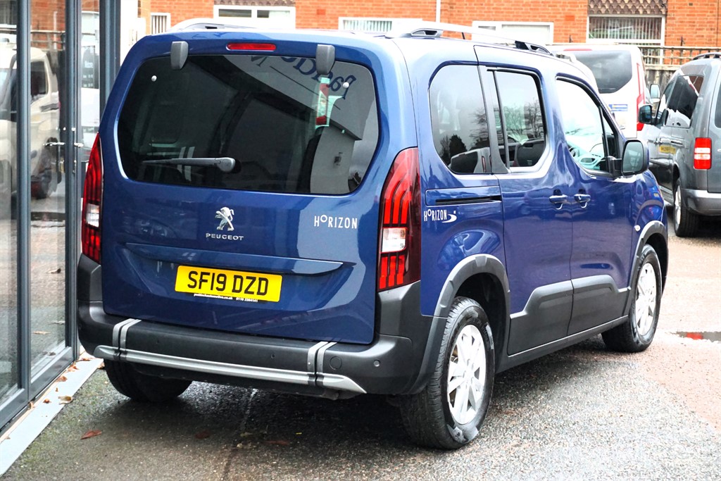 Used Peugeot Rifter for sale in Leicester, Leicestershire |BLUEHDI ...