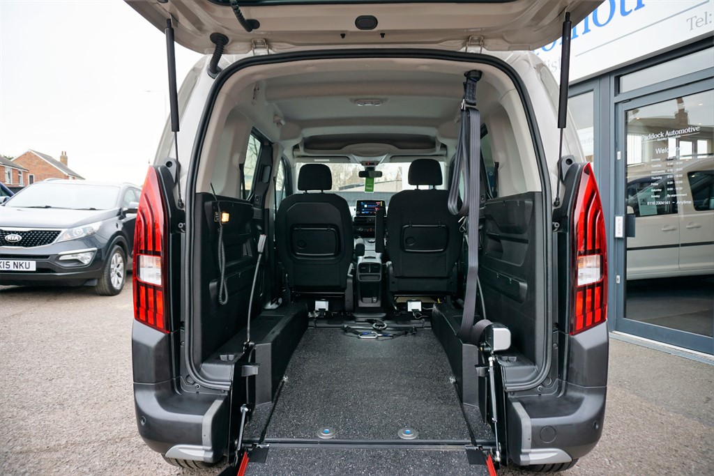 Used Peugeot Rifter for sale in Leicester, Leicestershire | Paddock ...