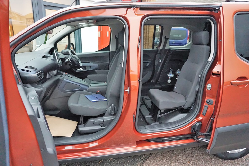 Used Peugeot Rifter for sale in Leicester, Leicestershire | Paddock ...