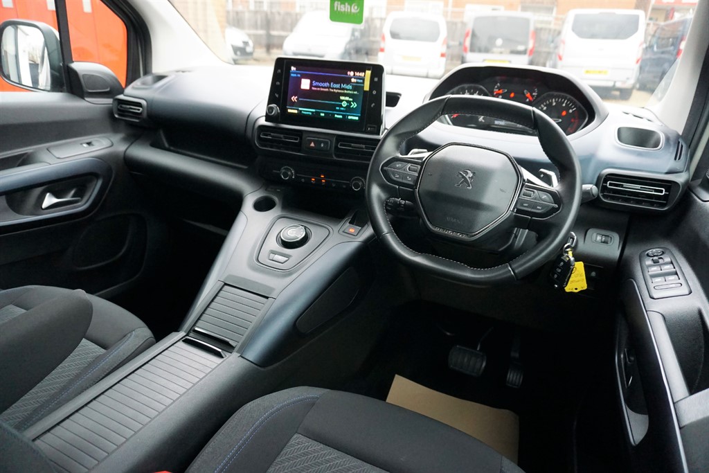 Used Peugeot Rifter for sale in Leicester, Leicestershire | Paddock ...