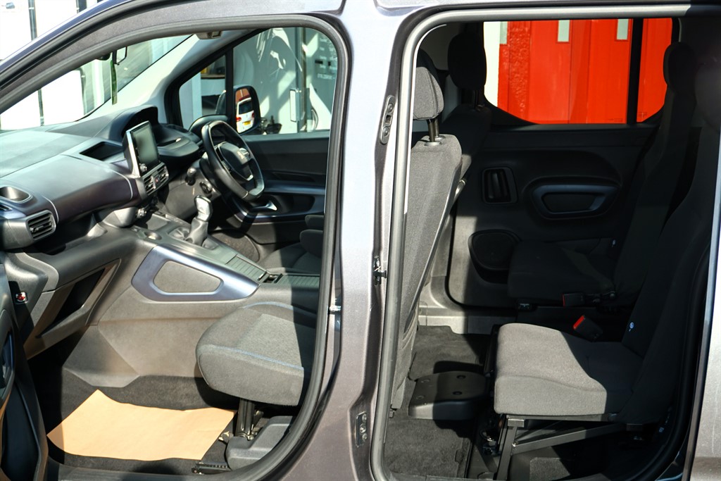 Used Peugeot Rifter for sale in Leicester, Leicestershire | Paddock ...