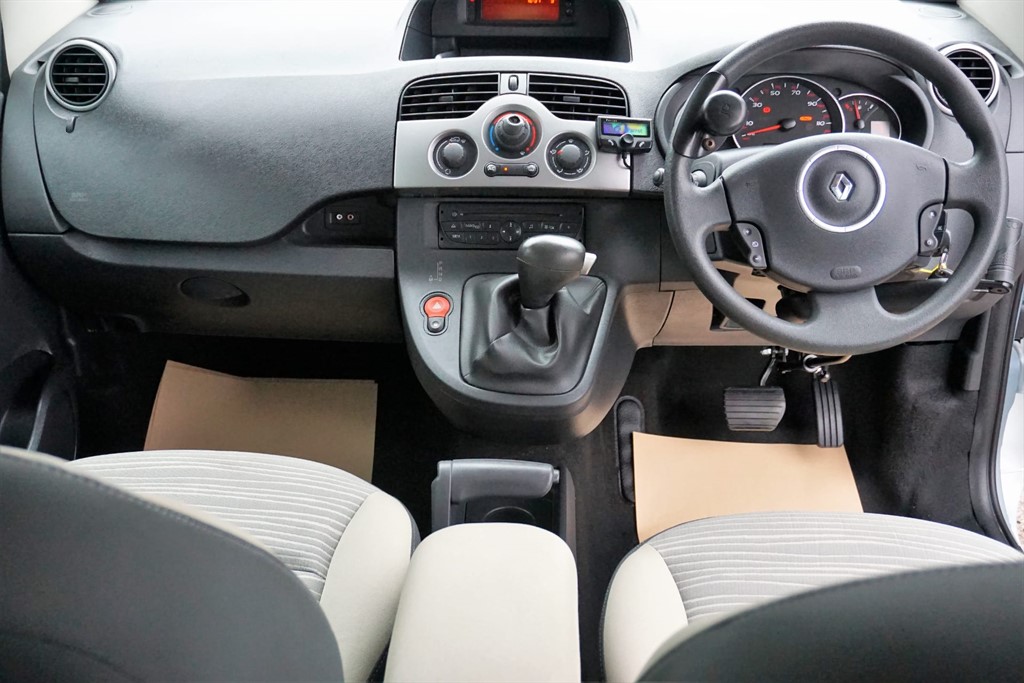 Used Renault Kangoo for sale in Leicester, Leicestershire |Expression ...