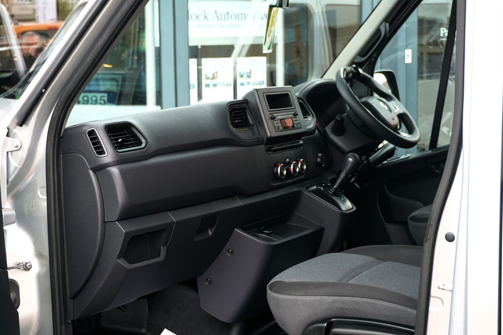 Used Renault Master for sale in Leicester, Leicestershire |SL28 ...