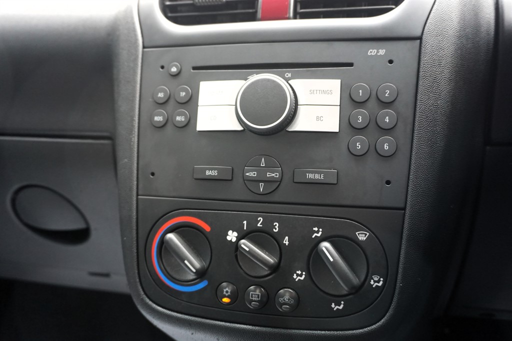 Used Vauxhall Combo Life for sale in Leicester, Leicestershire |TOUR ...