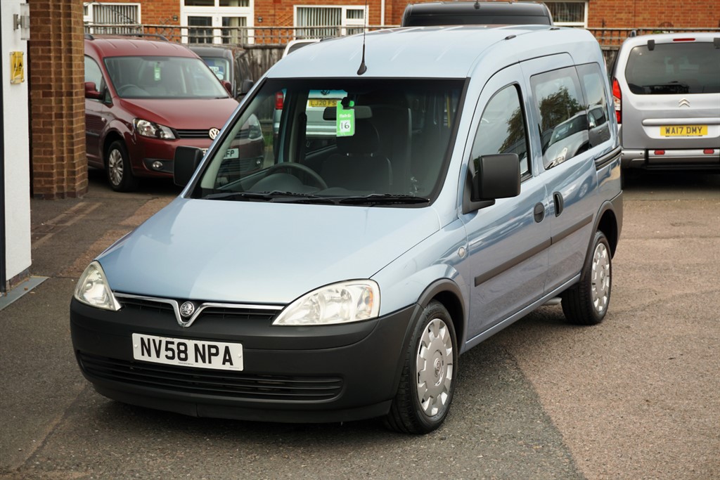 Used Vauxhall Combo Life for sale in Leicester, Leicestershire |TOUR ...
