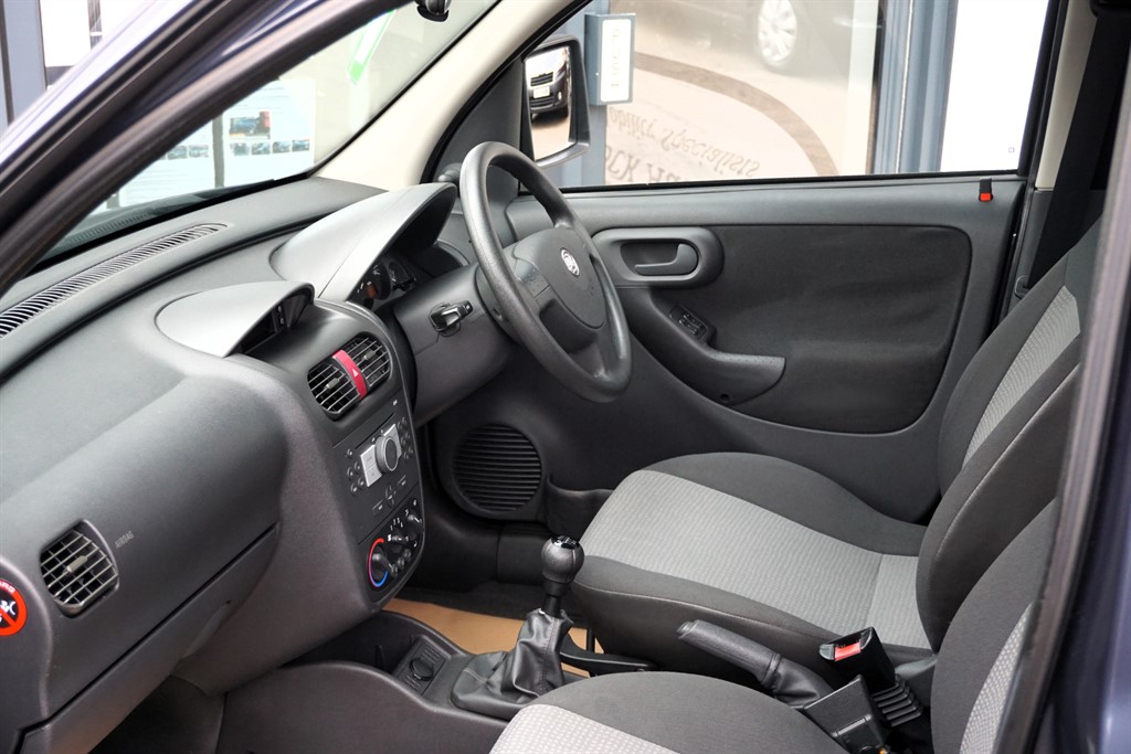 Used Vauxhall Combo Life for sale in Leicester, Leicestershire |TOUR ...
