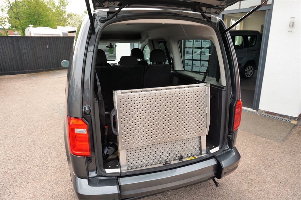 Used Volkswagen Caddy for sale in Leicester, Leicestershire | Paddock ...