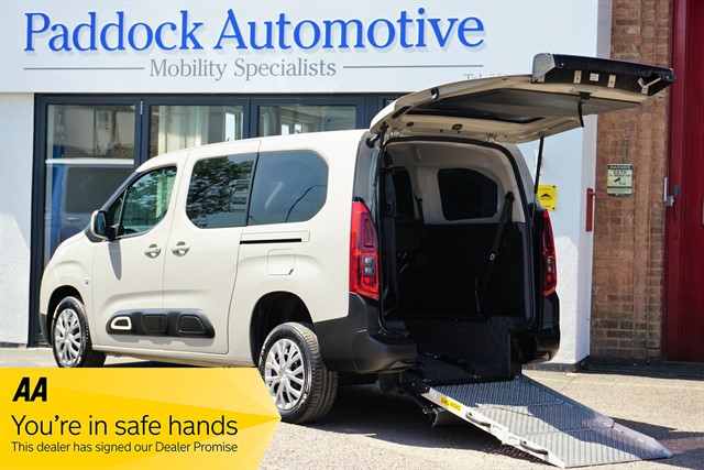 Wheelchair Accessible Vehicles, Mobility Vehicles, Wheelchair Cars ...