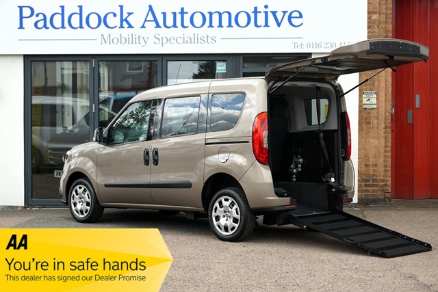 Used Wheelchair Accessible Vehicles | Mobility, Wheelchair & Disabled ...