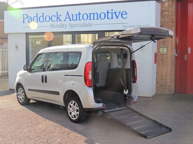 Wheelchair Accessible Vehicles, Mobility Vehicles, Wheelchair Cars ...