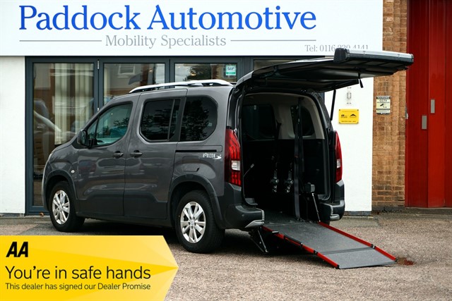 Used Wheelchair Accessible Vehicles | Mobility, Wheelchair & Disabled ...