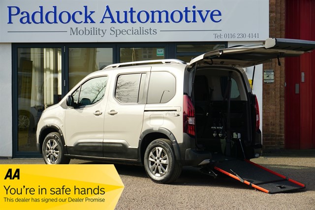 Used Wheelchair Accessible Vehicles | Mobility, Wheelchair & Disabled ...