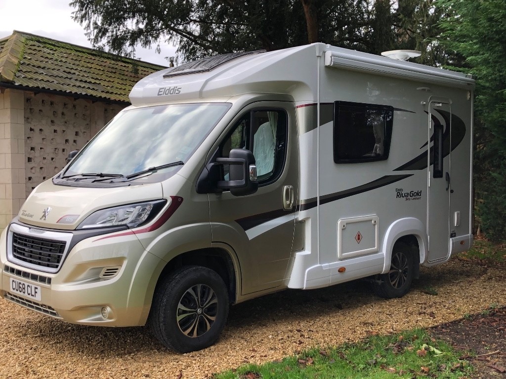 Sold Elddis Unlisted Riva Gold 115 in Sutton Veny, Wiltshire | Red ...