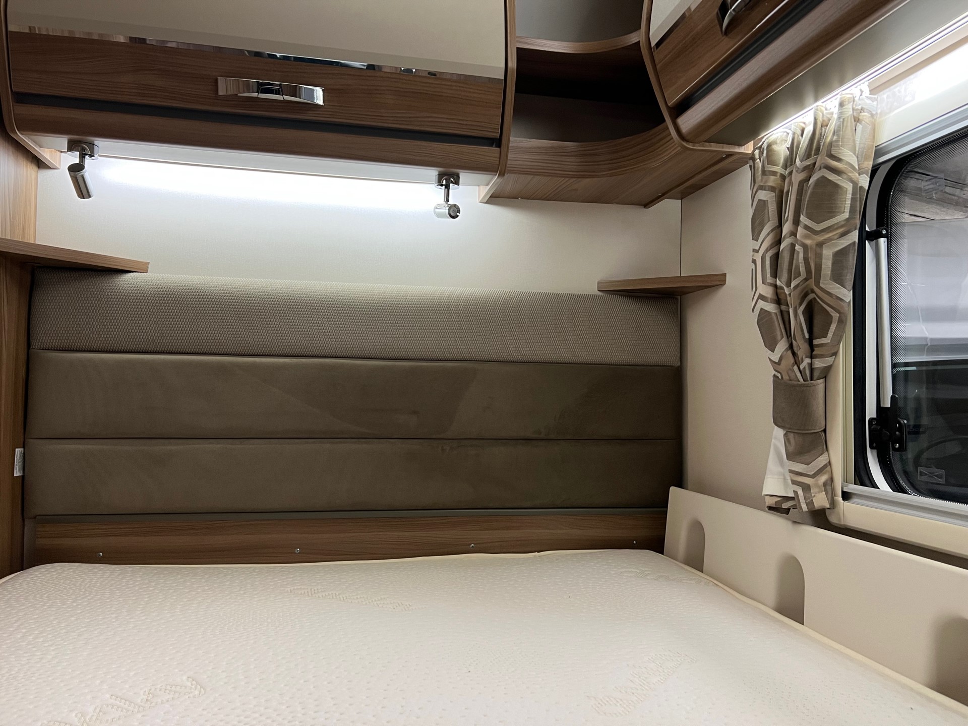 Sold Bessacarr E560 in Sutton Veny, Wiltshire | Red Hatch Motorhomes