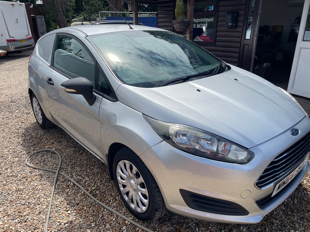 Used Ford Fiesta BASE TDCI for sale in Landford, Salisbury, Wiltshire ...