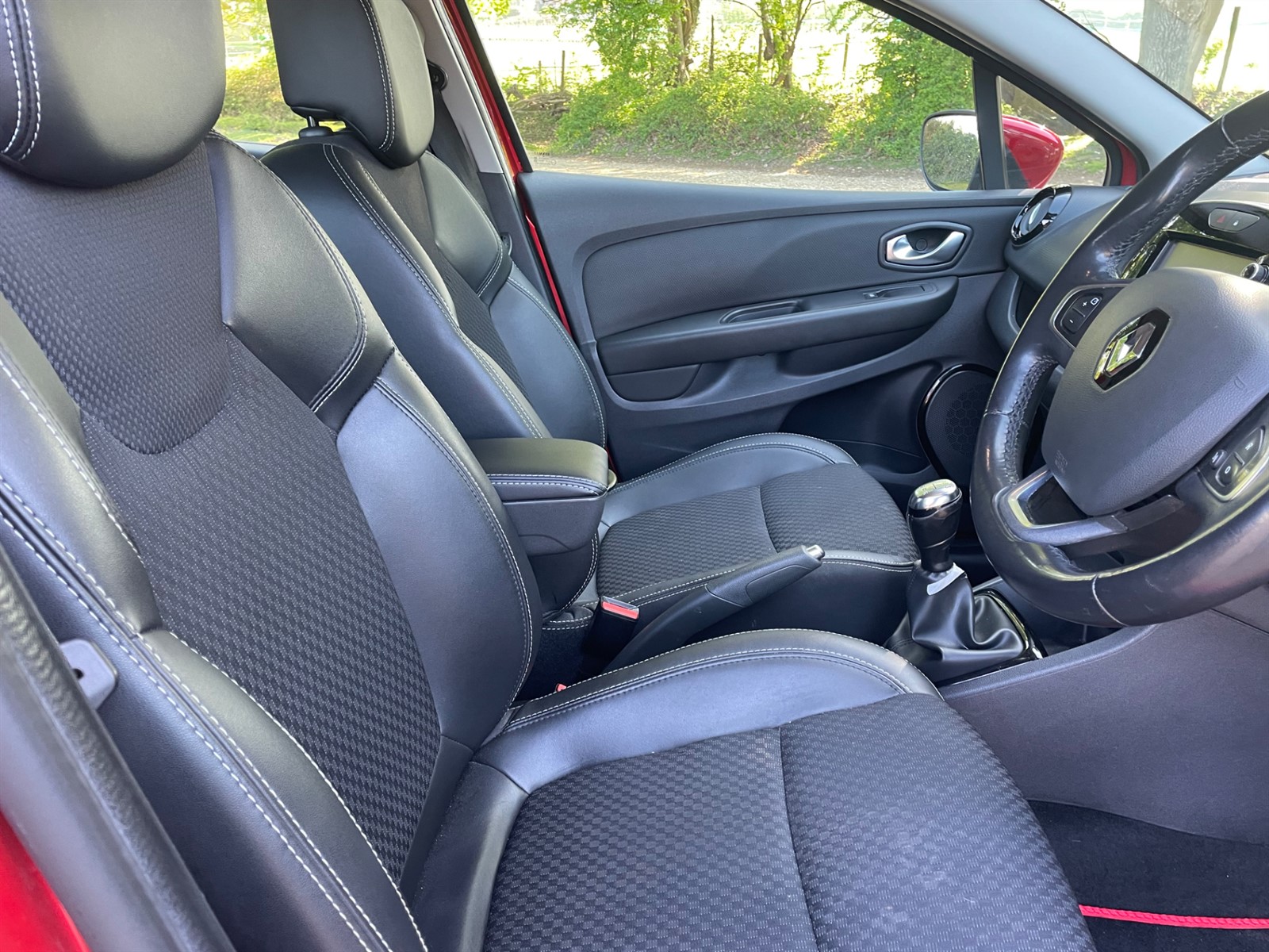 Used Renault Clio DYNAMIQUE S NAV TCE for sale in Landford, Salisbury ...