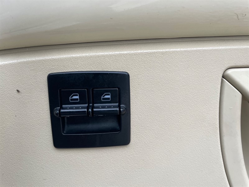 Used Volkswagen Beetle LUNA 8V for sale in Southampton, Wiltshire | A36 ...