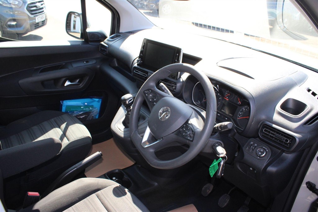 Used Vauxhall Combo Life for sale in Leeds, West Yorkshire | Edward ...